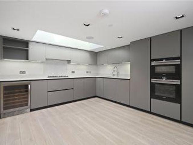3 Bedrooms Terraced house for rent in Bell Street, London NW1