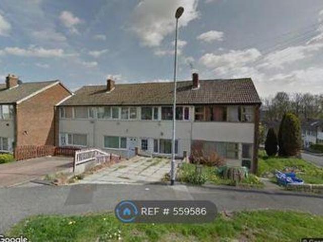 3 Bedrooms Terraced house for rent in Billingbauk Drive, Leeds LS13