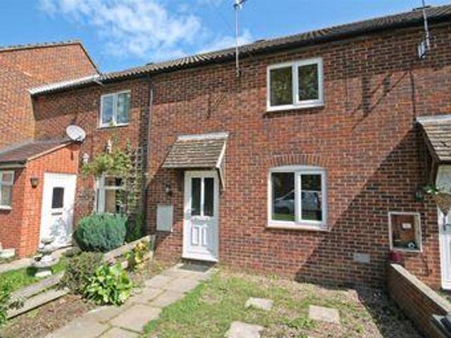 3 Bedrooms Terraced house for rent in Bishops Way, Canterbury CT2