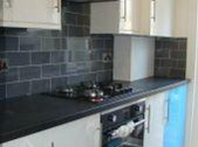 3 Bedrooms Terraced house for rent in Blithdale Road, Greenwich SE2