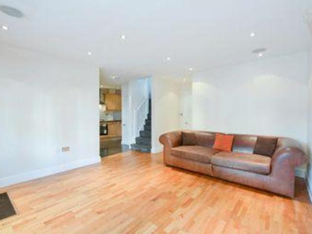 3 Bedrooms Terraced house for rent in Blondin Street, Bow E3