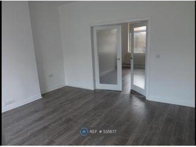 3 Bedrooms Terraced house for rent in Bolton Road, Kearsley, Bolton BL4