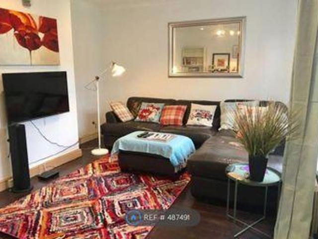 3 Bedrooms Terraced house for rent in Boreham Avenue, London E16