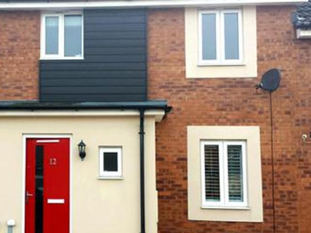 3 Bedrooms Terraced house for rent in Bracken Way, Malvern, Worcestershire WR14