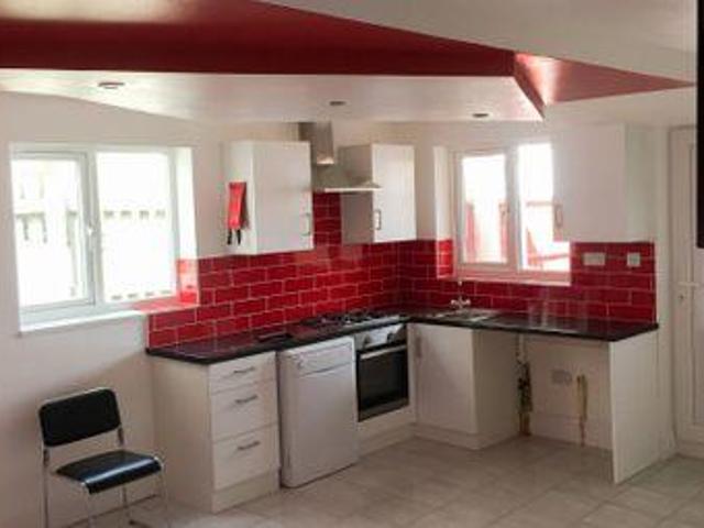 3 Bedrooms Terraced house for rent in Bristol Road, Selly Oak, Birmingham B29