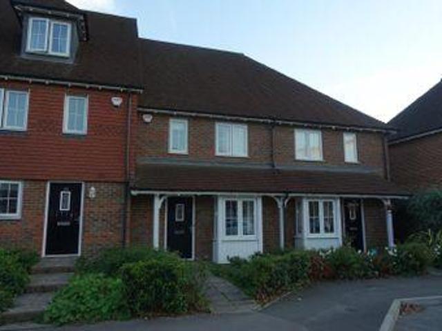 3 Bedrooms Terraced house for rent in Brookfield Drive, Horley RH6