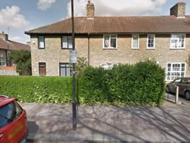 3 Bedrooms Terraced house for rent in Bryony Road, London W12