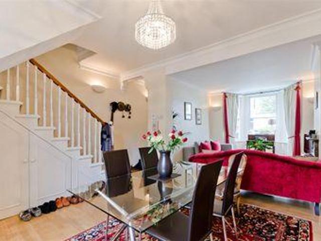 3 Bedrooms Terraced house for rent in Carthew Road, London W6
