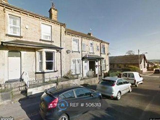 3 Bedrooms Terraced house for rent in Charnwood Rd, Bradford BD2