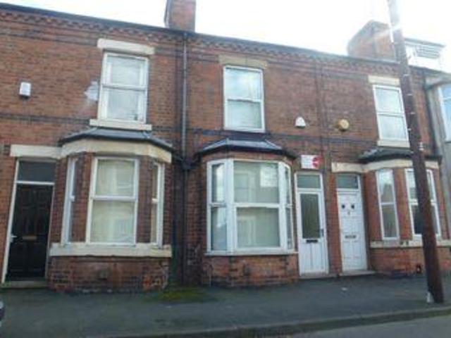 3 Bedrooms Terraced house for rent in Claude Street, Nottingham NG7