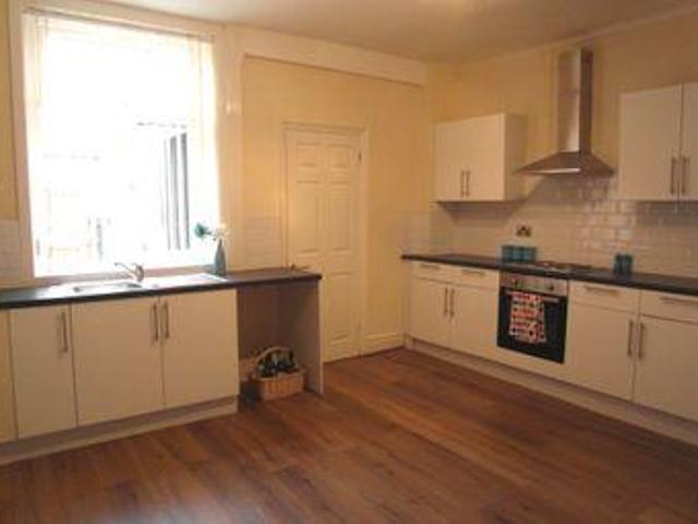 3 Bedrooms Terraced house for rent in Cleaver Street, Burnley BB10
