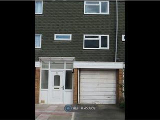 3 Bedrooms Terraced house for rent in Cobbetts Close, Woking GU21