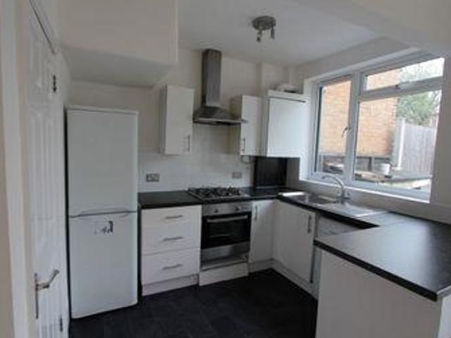 3 Bedrooms Terraced house for rent in Coniston Road, London N17