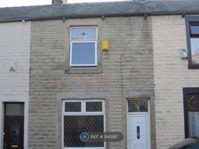 3 Bedrooms Terraced house for rent in Coultate St, Burnley BB12