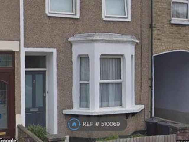 3 Bedrooms Terraced house for rent in Crampton Road, London SE20