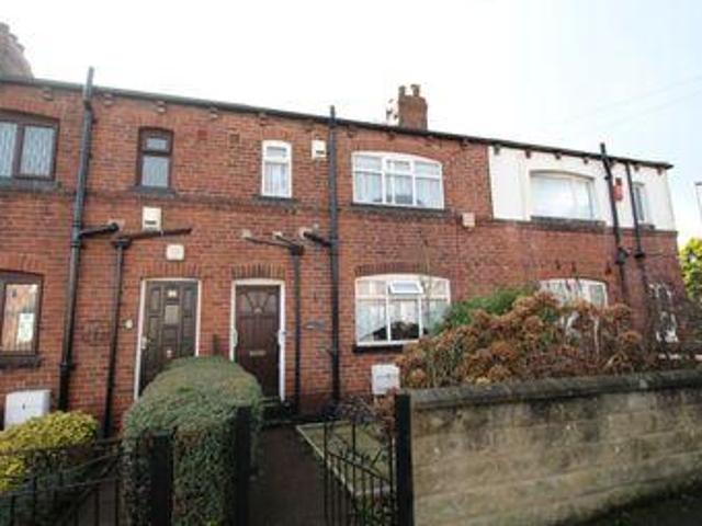 3 Bedrooms Terraced house for rent in Cross Flatts Grove, Leeds LS11