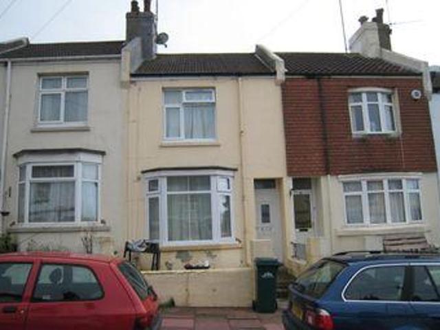 3 Bedrooms Terraced house for rent in Dewe Road, Brighton BN2