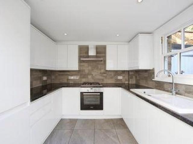 3 Bedrooms Terraced house for rent in Evelyn Terrace, Richmond TW9
