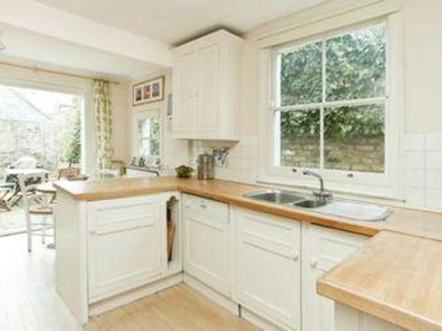 3 Bedrooms Terraced house for rent in Ebner Street, Wandsworth SW18