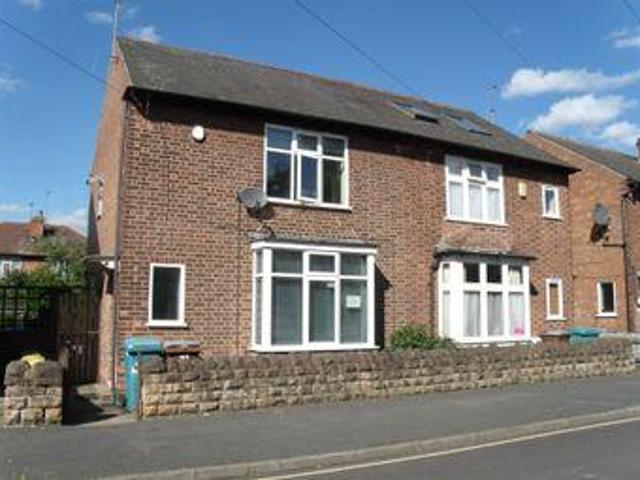 3 Bedrooms Terraced house for rent in Ednaston Road, Nottingham NG7