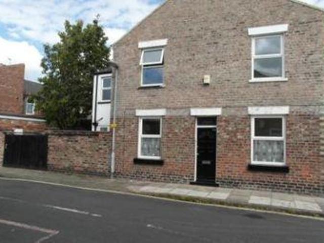 3 Bedrooms Terraced house for rent in Eldon Street, York YO31