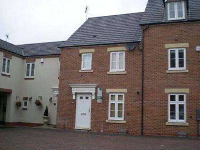 3 Bedrooms Terraced house for rent in Elizabeth Way, Walsgrave, Coventry CV2