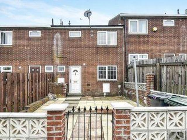 3 Bedrooms Terraced house for rent in Elm Grove, Rotherham S61
