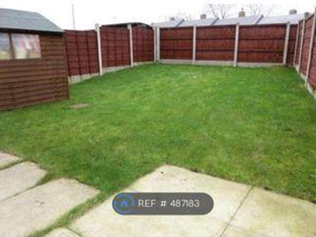 3 Bedrooms Terraced house for rent in Elterwater Close, Manchester M24
