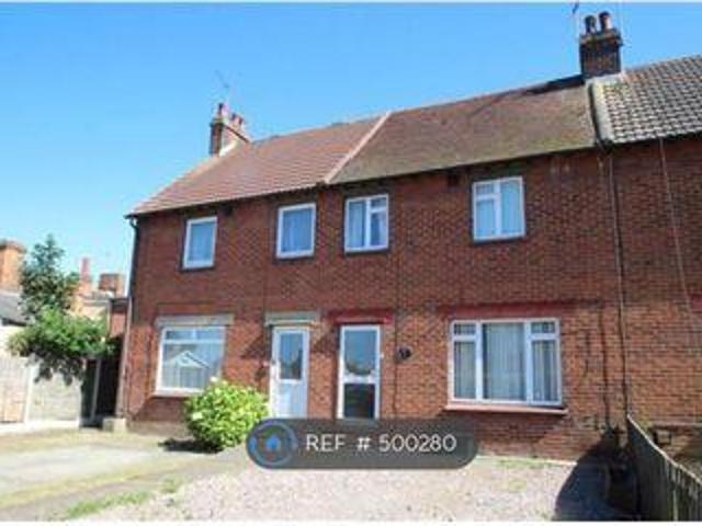 3 Bedrooms Terraced house for rent in Fullers Road, Colchester CO2