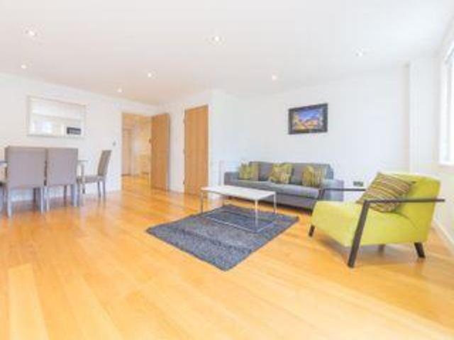 3 Bedrooms Terraced house for rent in Fairthorn Road, Charlton, London SE7