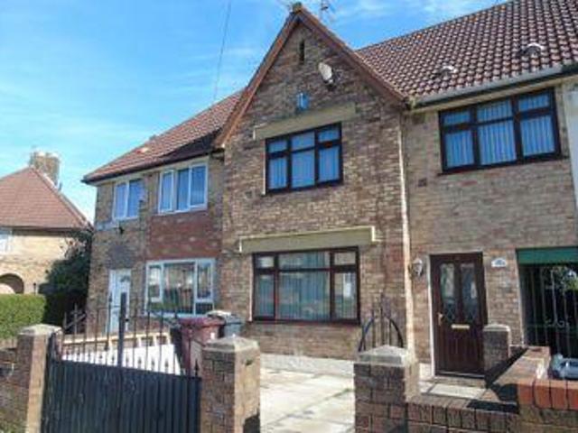 3 Bedrooms Terraced house for rent in Fairclough Road, Huyton, Liverpool L36