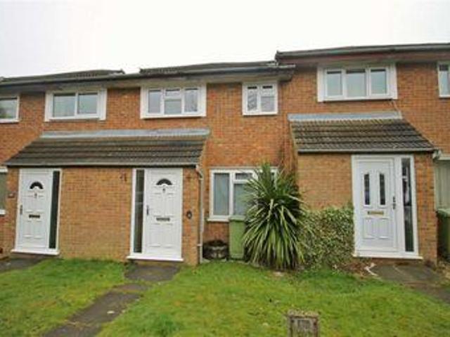 3 Bedrooms Terraced house for rent in Favell Drive, Furzton, Milton Keynes MK4