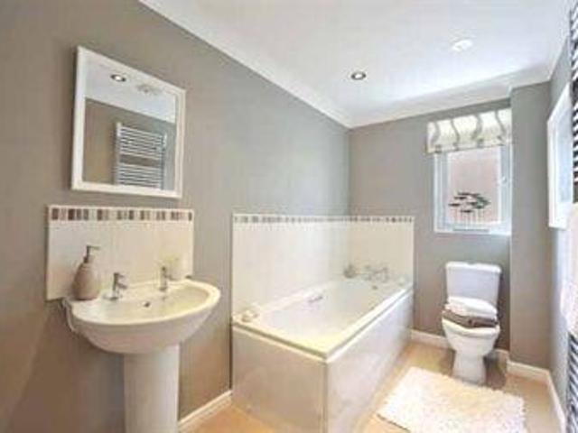 3 Bedrooms Terraced house for rent in Florence Road, London SE14