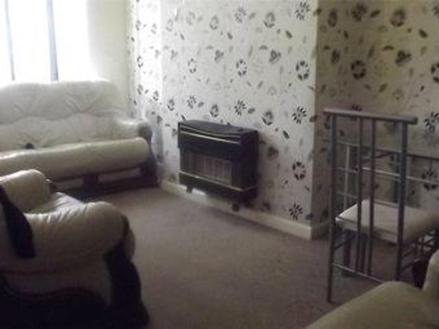 3 Bedrooms Terraced house for rent in Georges Road, Stoke, Coventry CV1
