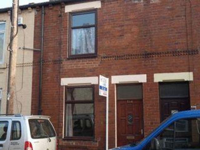 3 Bedrooms Terraced house for rent in Glebe Street, Castleford WF10