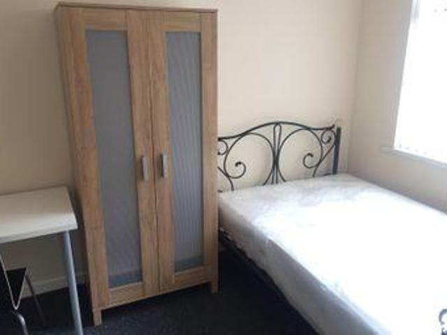 3 Bedrooms Terraced house for rent in Grafton Street, Stoke, Coventry CV1