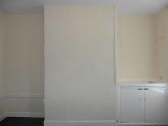 3 Bedrooms Terraced house for rent in Grey Street, Burnley BB10
