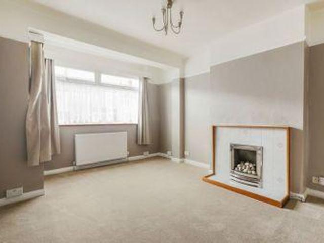 3 Bedrooms Terraced house for rent in Hassocks Road, London SW16