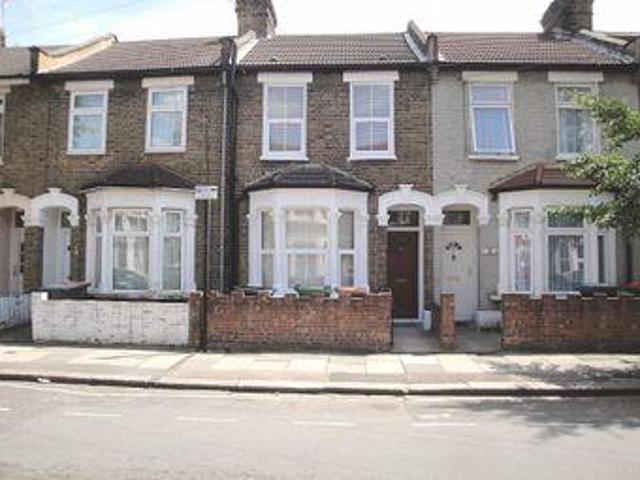 3 Bedrooms Terraced house for rent in Harcourt Road, London E15