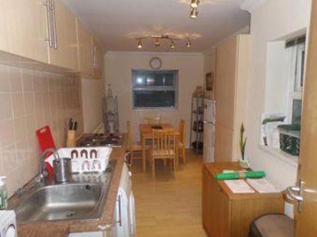 3 Bedrooms Terraced house for rent in Harriet Street, Cardiff CF24