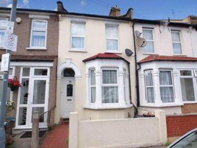 3 Bedrooms Terraced house for rent in Harvey Road, Ilford IG1