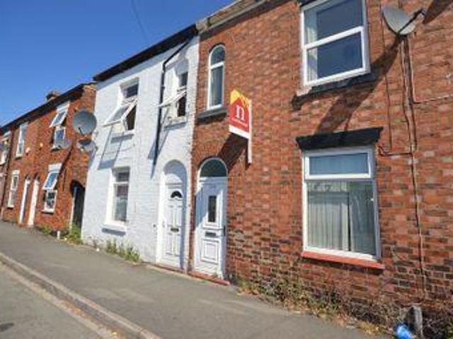 3 Bedrooms Terraced house for rent in Henry Street, Crewe, Cheshire CW1