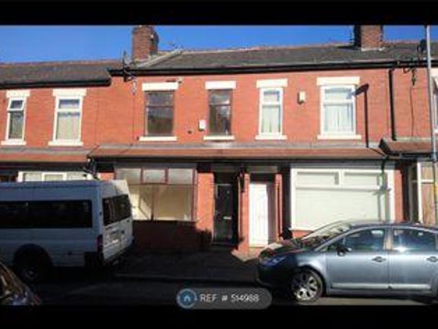 3 Bedrooms Terraced house for rent in Herschel Street, Manchester M40