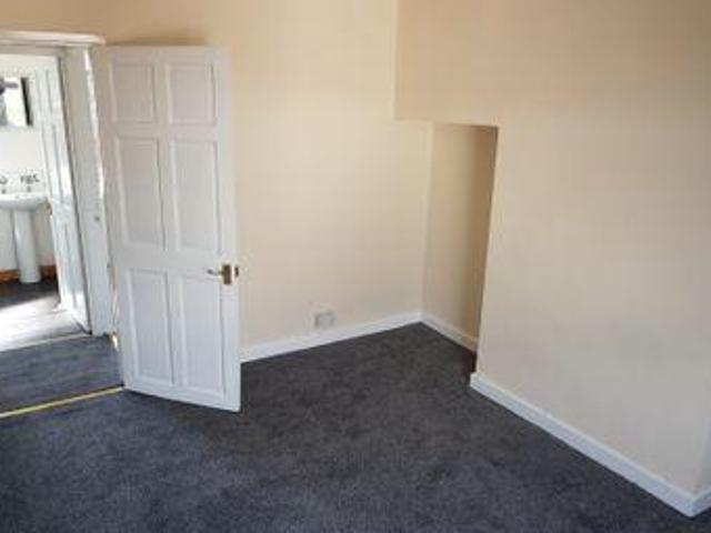3 Bedrooms Terraced house for rent in Iddesleigh Road, Preston PR1