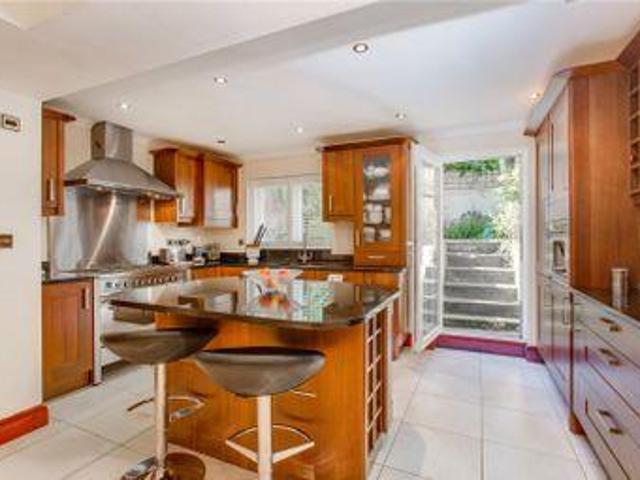 3 Bedrooms Terraced house for rent in Kilmaine Road, Fulham, London SW6