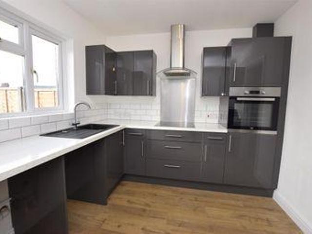 3 Bedrooms Terraced house for rent in Kildare Road, Bristol BS4