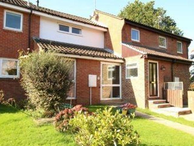3 Bedrooms Terraced house for rent in King Arthur Close, Cheltenham GL53