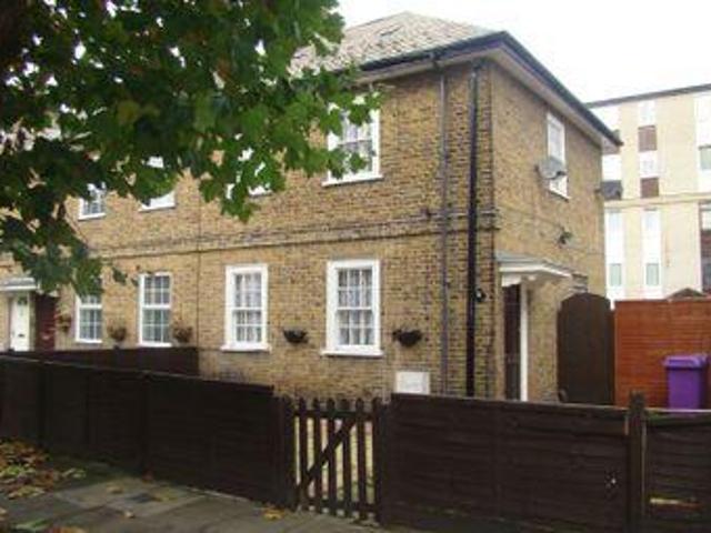 3 Bedrooms Terraced house for rent in Kingfield Street, London E14