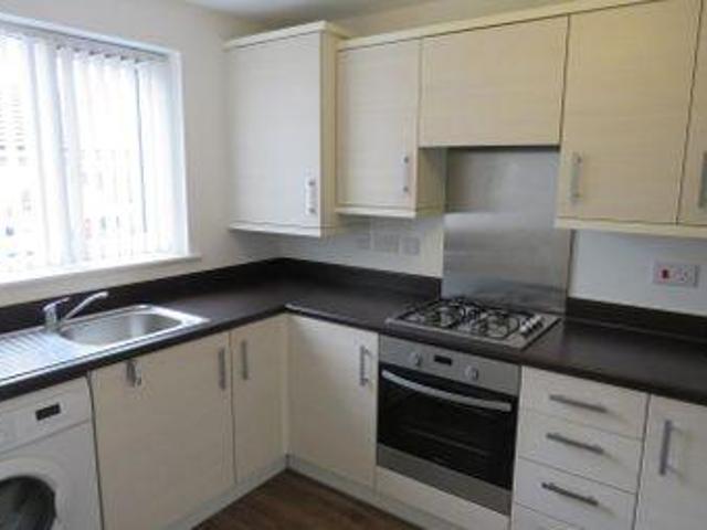 3 Bedrooms Terraced house for rent in Lancers Walk, Coventry CV3
