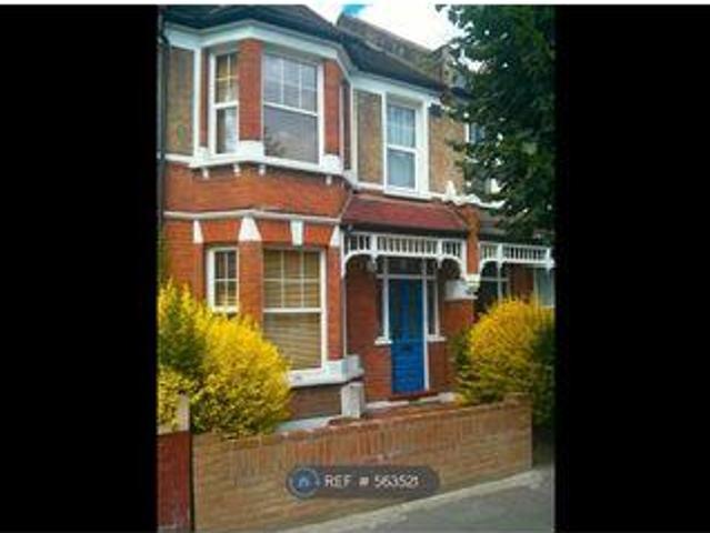 3 Bedrooms Terraced house for rent in Links Road, London SW17
